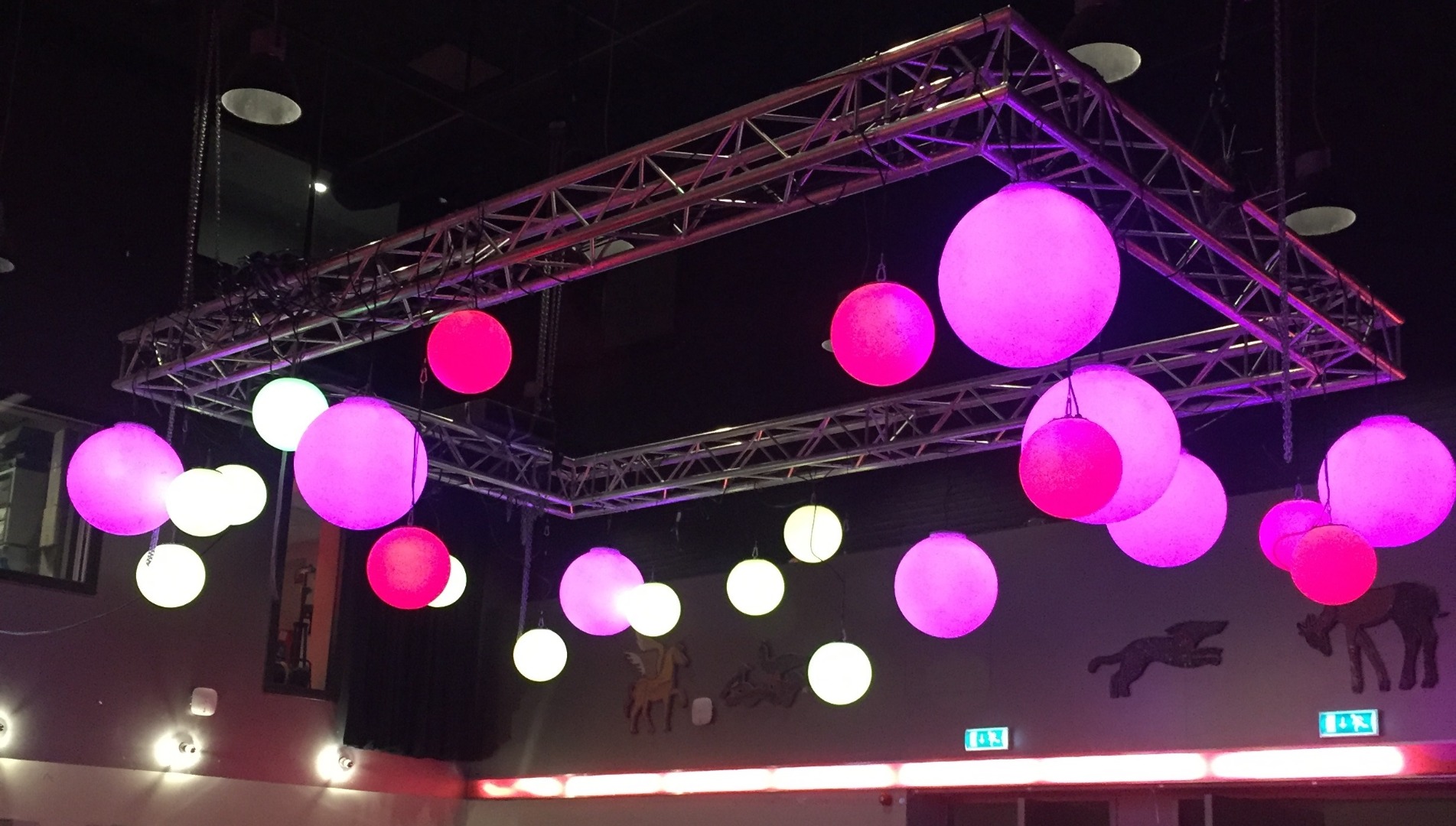 Ledbollen Ledbollen Ledbollen | EUR - Gebrauchte-Veranstaltungstechnik.de - Der Marktplatz für ...